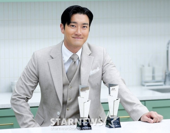 Interview with Choi Siwon