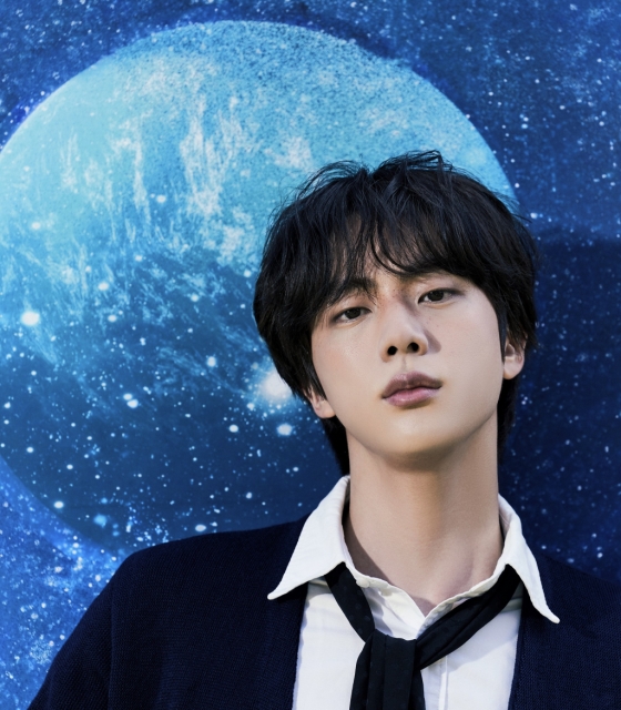 Jin 'Moon' Surprisingly No. 1 on iTunes in India