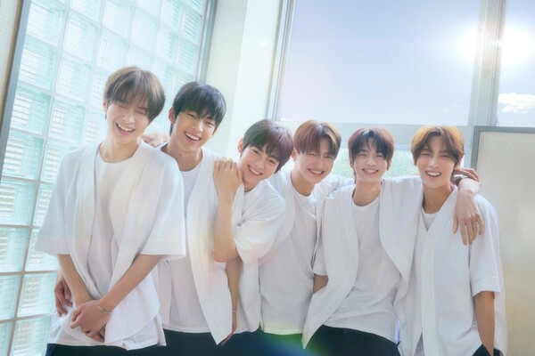 '청량 맛집' TWS, 인기 가속페달 밟은 이유