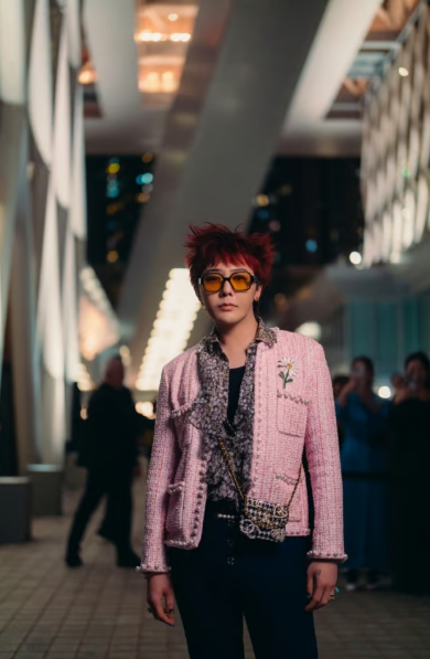 As expected, "Human Chanel" G-Dragon rocked Hong Kong in a "pink tweed ...